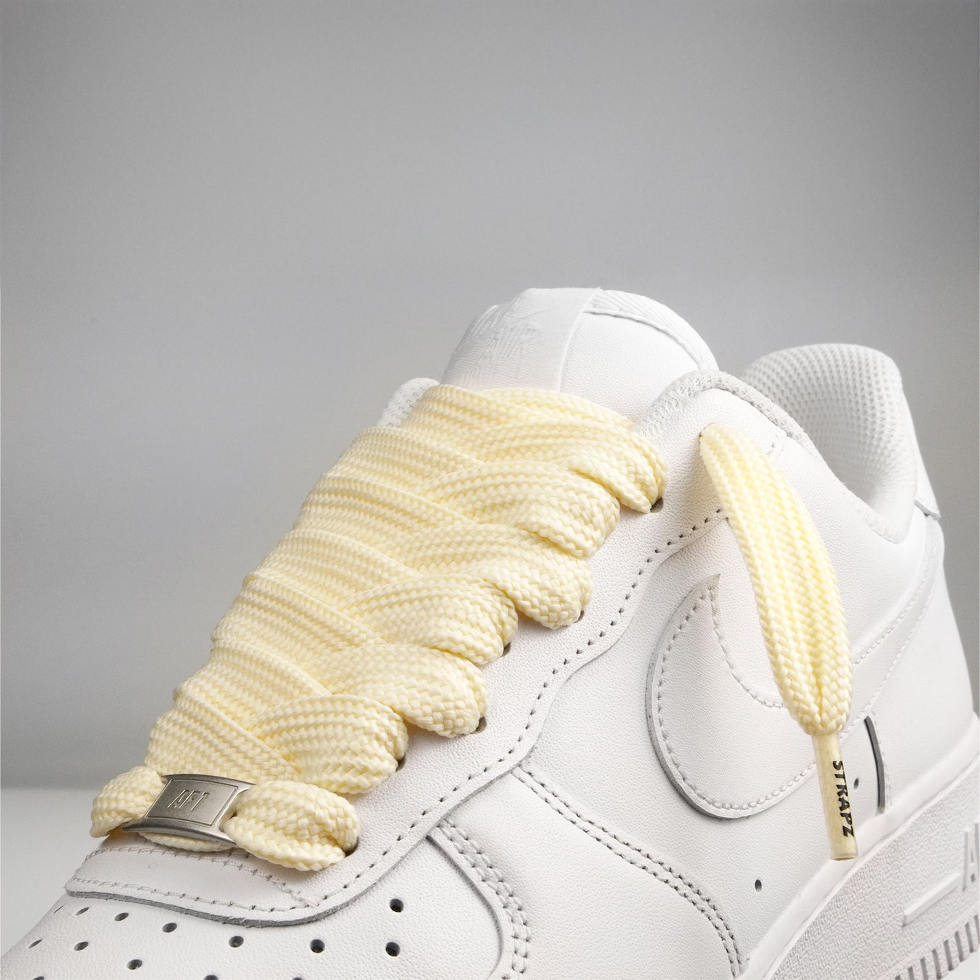 Sail Chunky Wide Shoelaces - Strapz Premium Sneaker Laces